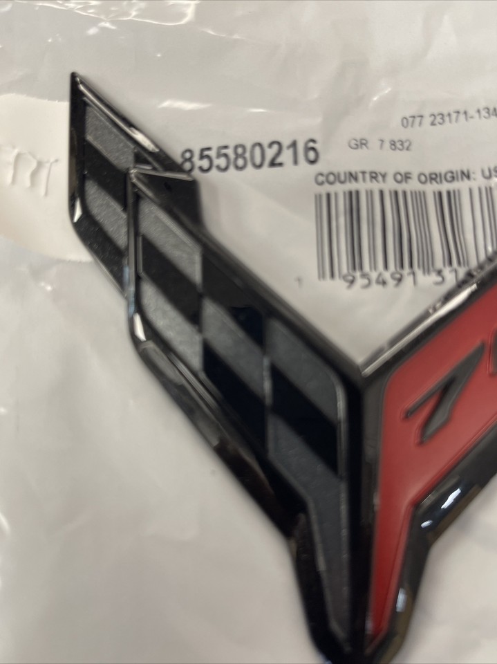 2023-24 Corvette C8 70th Anniversary Fascia Emblem 85580216 Carbon ...
