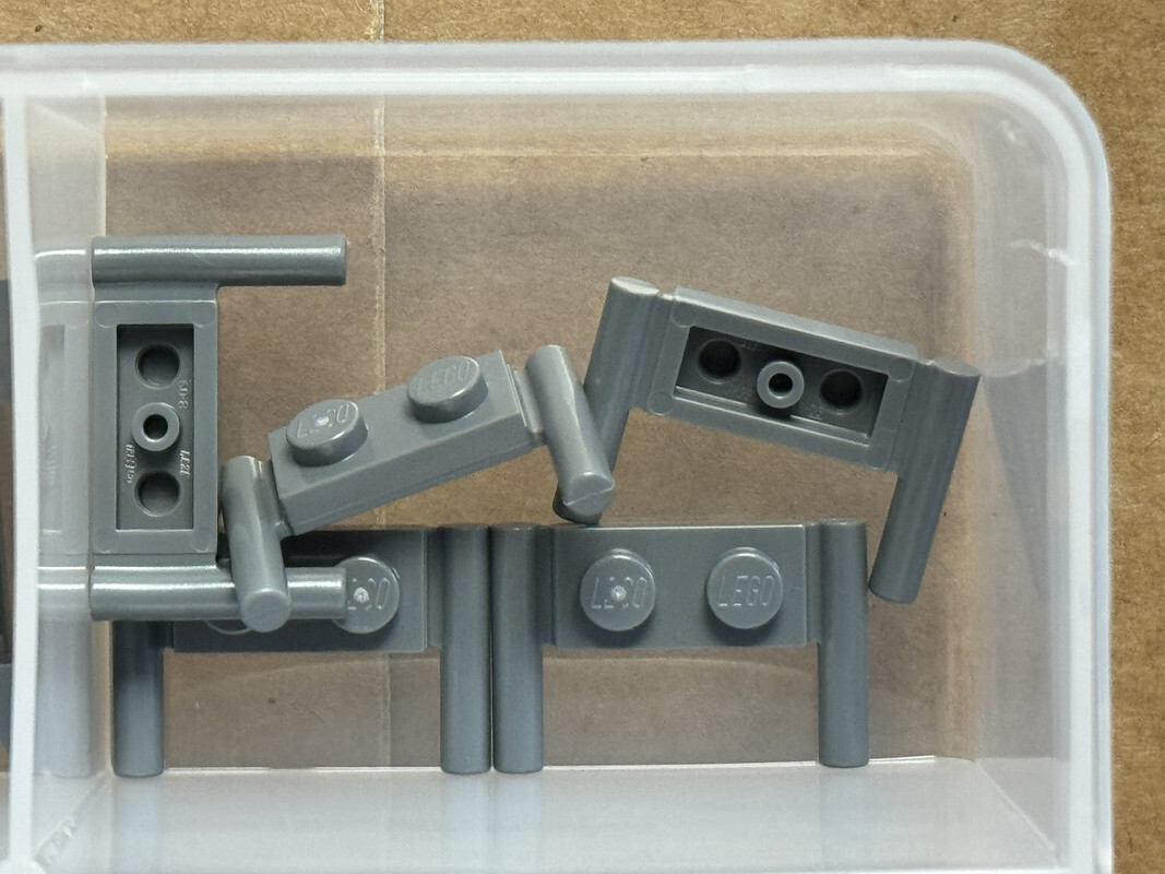 LEGO Parts - Dark Bluish Gray Plate 1 x 2 with Bar Handles - No 3839b ...