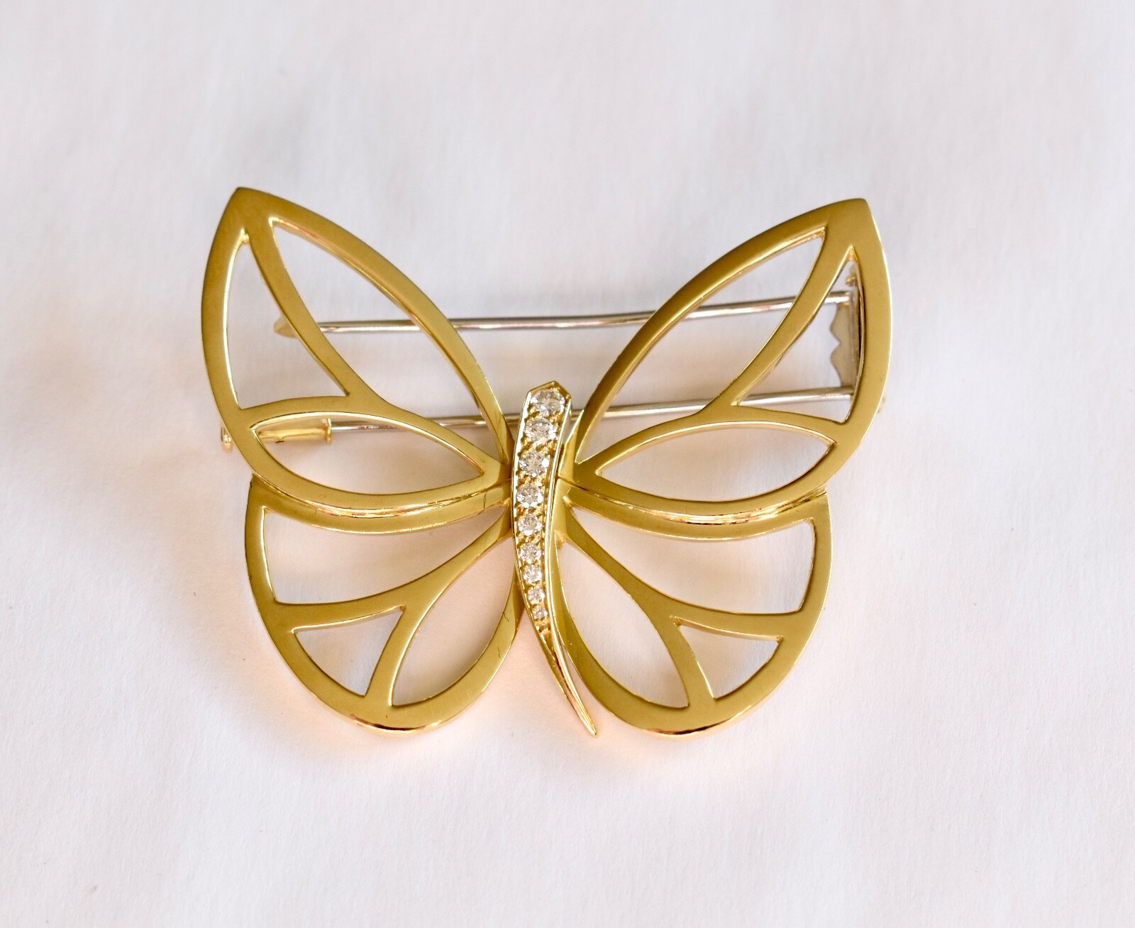 Van Cleef & Arpels VCA 18K Gold 0.25 Carat Diamond Butterfly Brooch ...