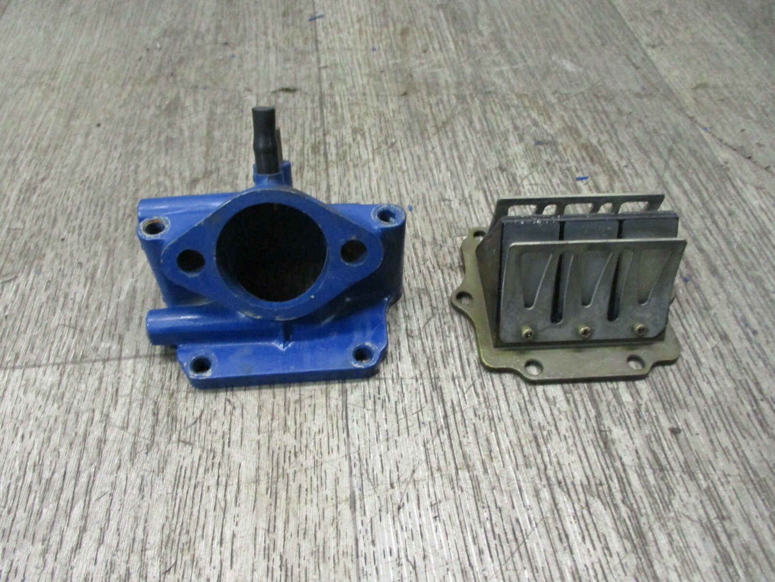 1992 92 Polaris SLT650 650 Jetski PWC Engine Reed Valve Manifold Cage ...
