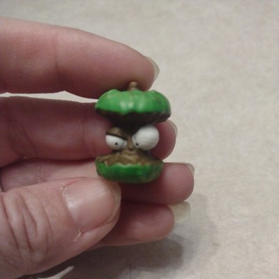 The Grossery Gang Series 3 Exclusive Rare Trash Block / Crapple Core | eBay