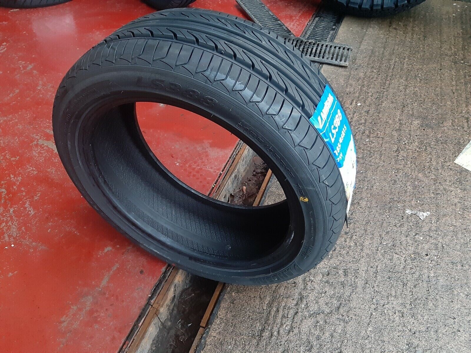 X4 185 45 15 LANDSAIL NEW Tyres 185/45R15 75V AMAZING "B" RATED WET ...