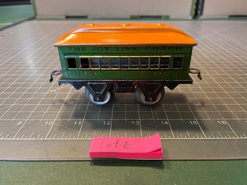 Pre Marx O Train THE JOY LINE 357 COACH PASSENGER 4 WHEEL CAR Tin Litho ...