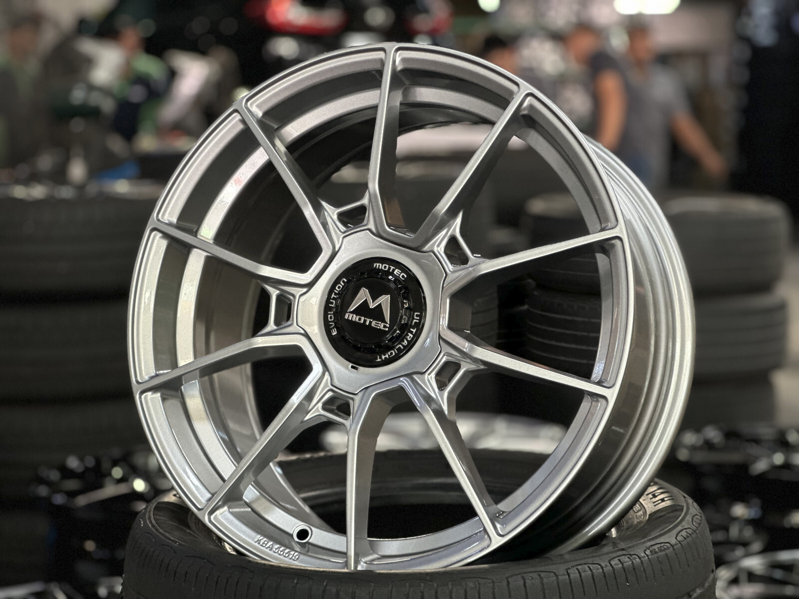 New 18x8 5x112 MOTEC ULTRALIGHT MCR5 (4 Wheel) SILVER Fit Mercedes VW BMW AUDI | eBay