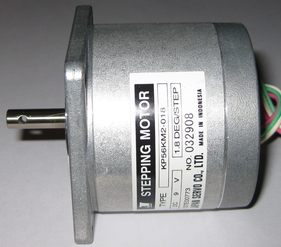 Japan Servo Bipolar Stepper Motor 9V - 200 Steps - 6 mm Shaft D - 1.8 ...