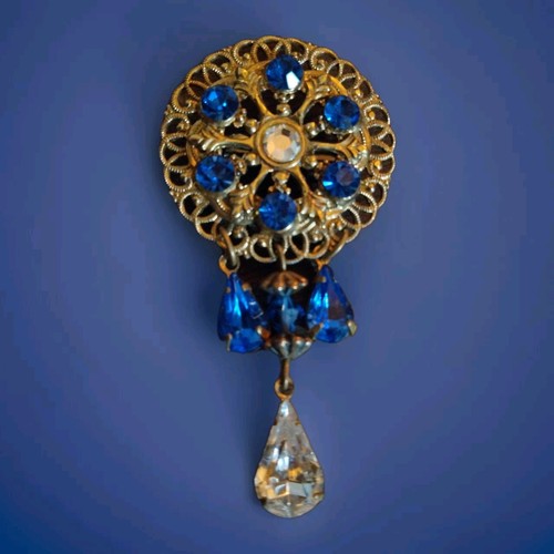 Vintage - GOLDTONE Deep Blue And Clear RHINESTONE Dangles MEDALLION ...