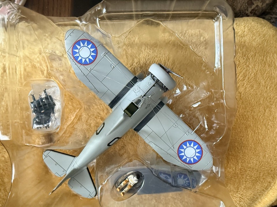 Hobbymaster 1.48 Scale Boeing Model 281 ( P26 Peashooter ) Chinese ...