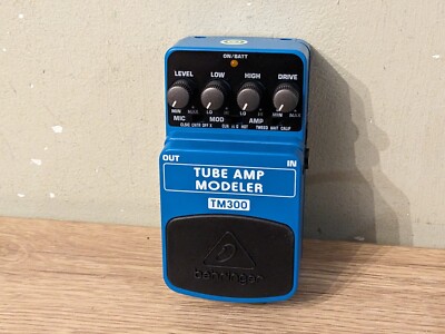 Behringer TM300 tube amp modeller guitar effects foot pedal (blue ...
