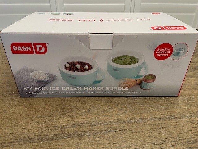 DASH My Mug Ice Cream Maker Bundle with Machine (Aqua) & 1 Additional ...