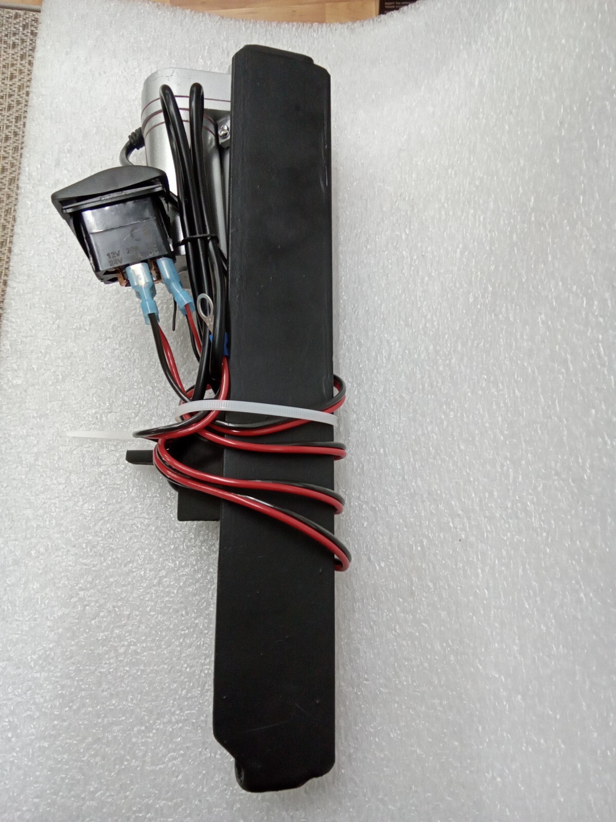 Ferris Electric Deck Lift for ISX3300, IS3200Z, ISX2200, IS2100Z and ...