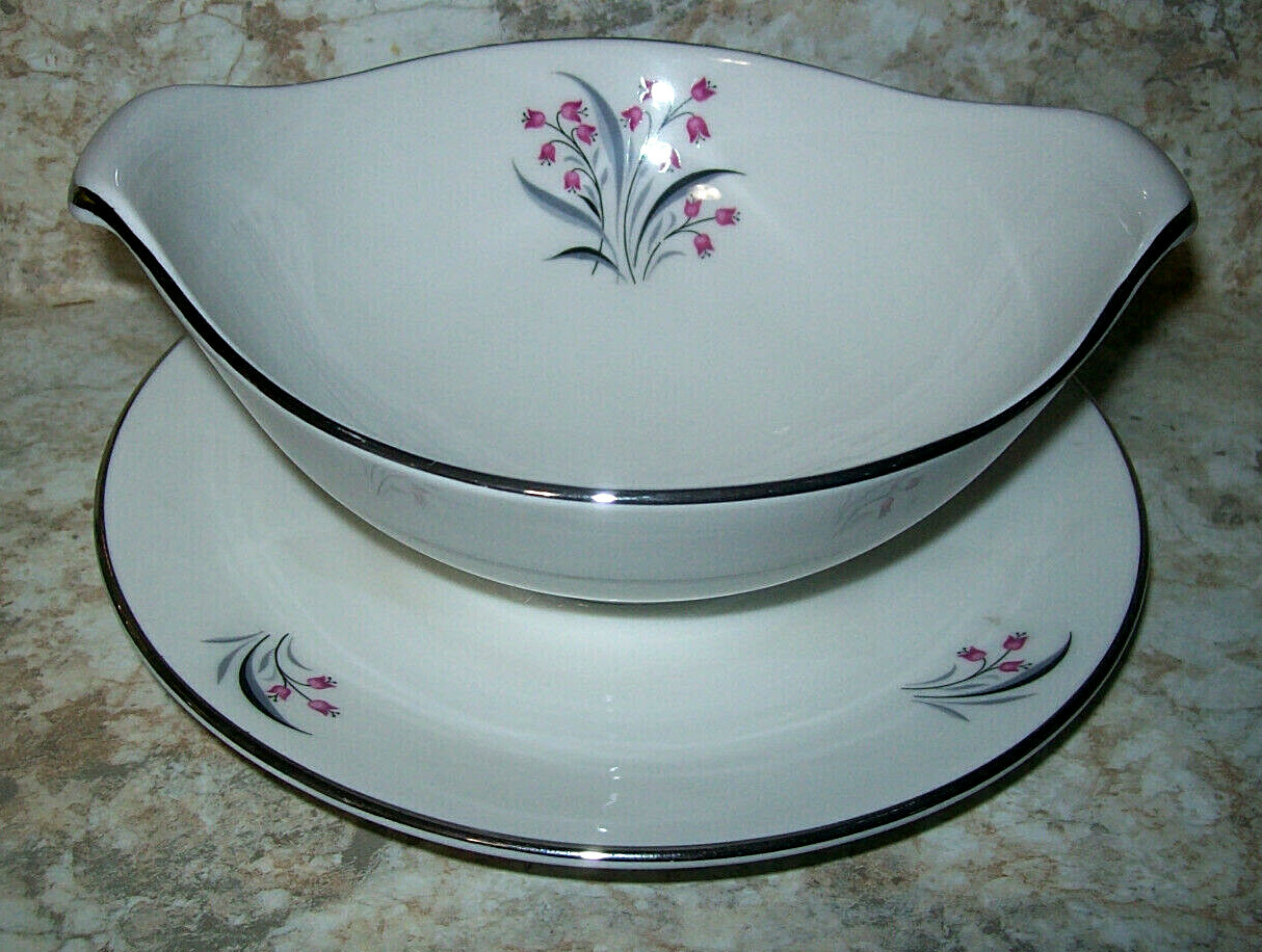 Princess China "Flair" Tru-Tone OVAL GRAVY BOAT WITH ATTACHED ...