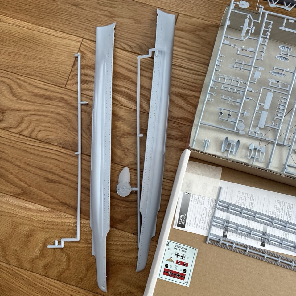 Kitbash Model Kit Heller DKM Admiral Scheer 1/400 Scale 95301076 | eBay