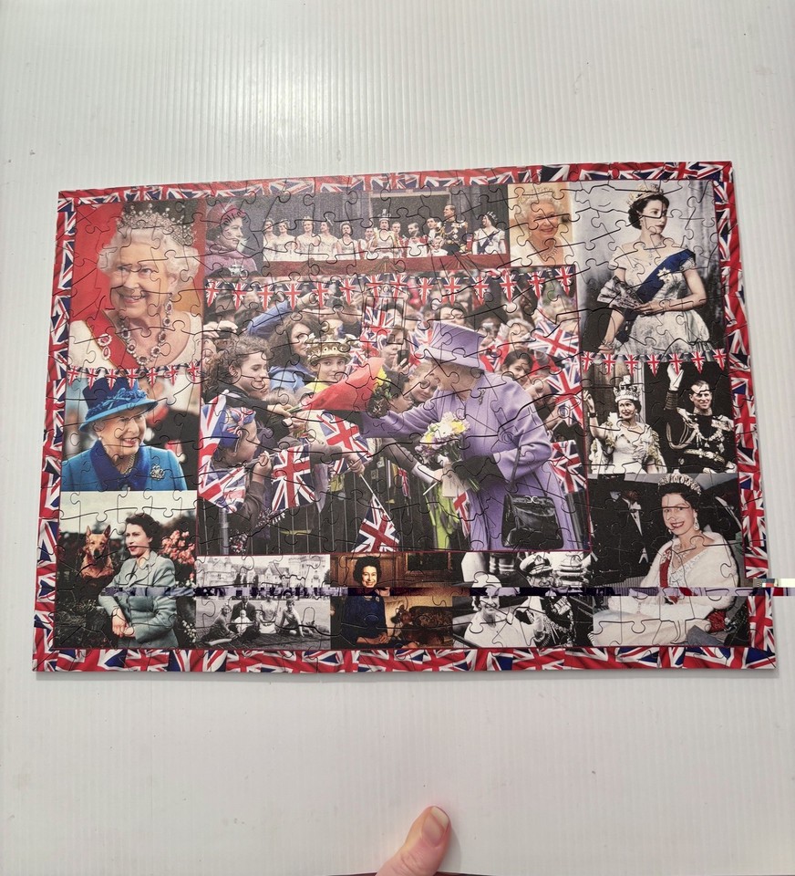 Wentworth 250 Piece The Platinum Jubilee of Queen Elizabeth II | eBay UK