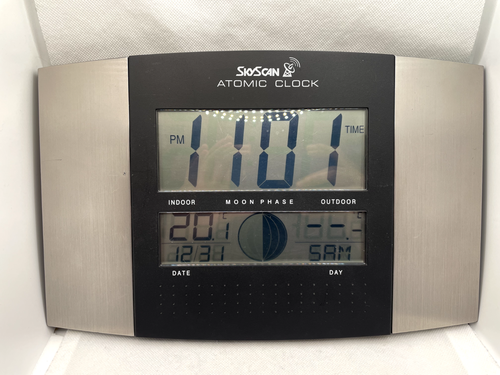 SkyScan Atomic Clock Digital Desk Wall Mount Temperature Day Moon Phase ...