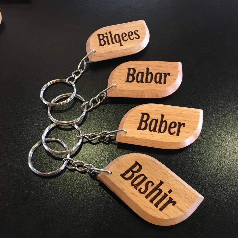 PERSONALISED ARABIC NAMES WOODEN KEYRINGS KEYCHAINS GIFT KEY FOB BILAL ...