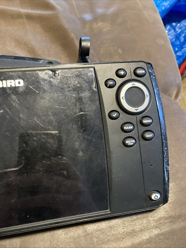 HUMMINGBIRD HELIX 7 CHIRP DI G2. Head Unit and bracket only. No Cords ...