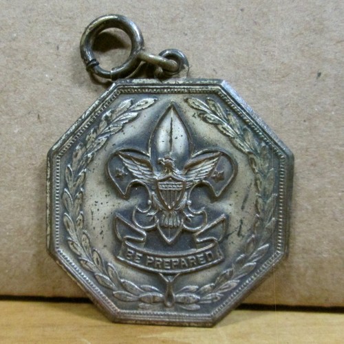 1960s BOY SCOUTS OF AMERICA PEWTER MEDALLION, Octagon Key Chain Fob ...