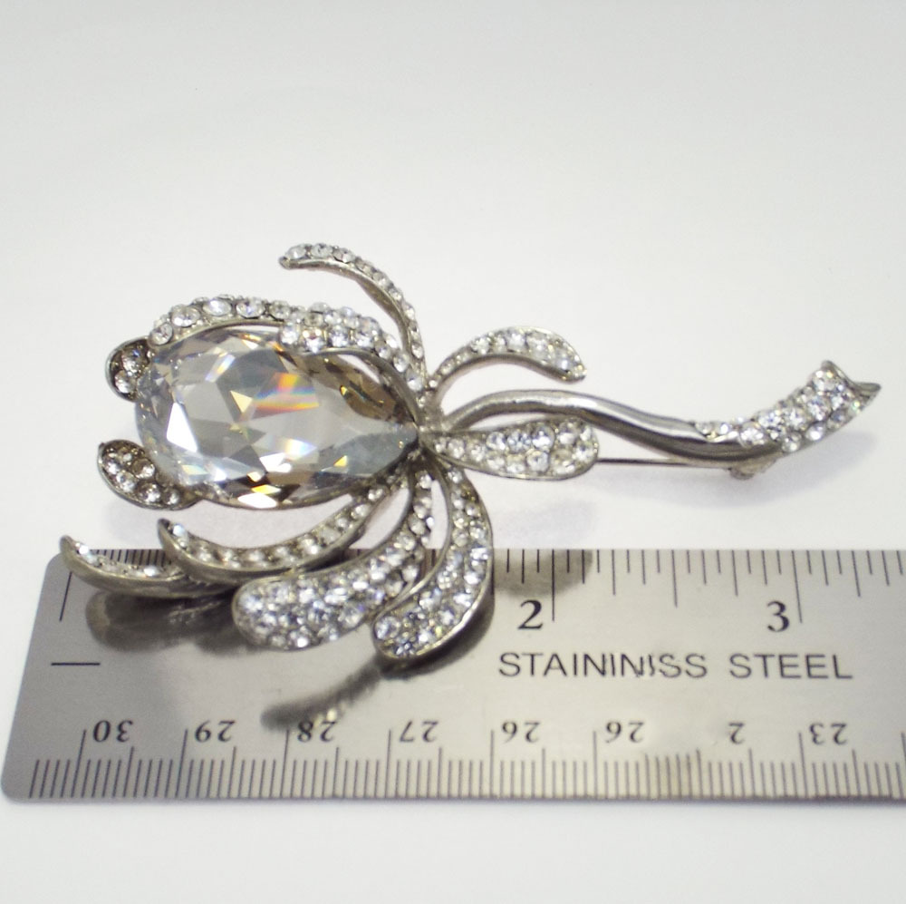 3D Chrysanthemum Flower Brooch Pin Metal Clear Rhinestone Crystal 3.3 ...