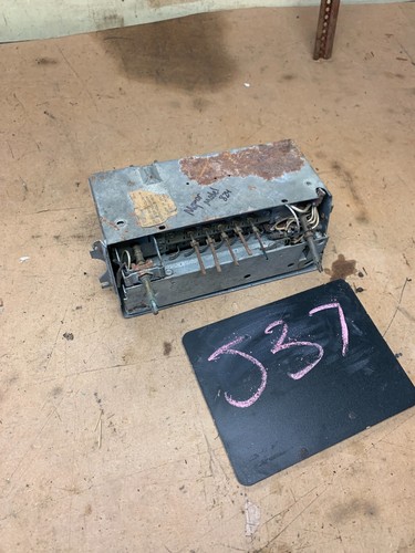 Vintage Mopar Car Radio Model 824 Untested ROUGH PARTS CORE TUBE RADIO ...