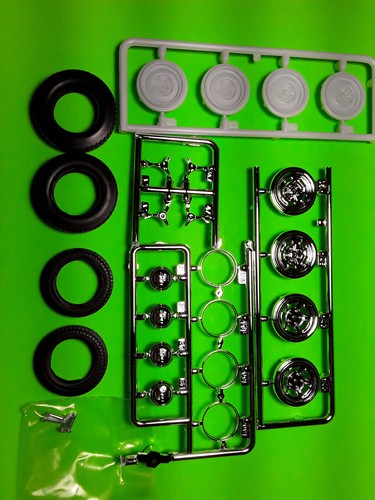 1929 29 Ford Model A Roadster 1/25 Halibrand Rim Wheel Big Little Tire ...