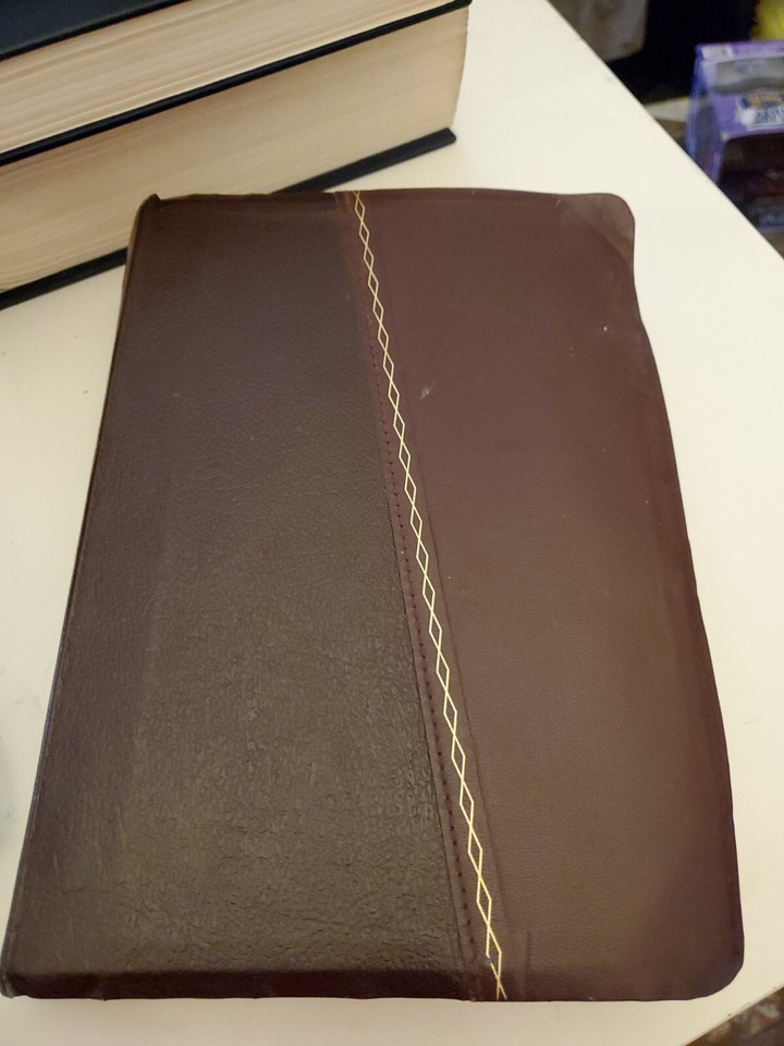 Scarce NKJV Study Bible Signature Series by Nelson Burgundy Bonded ...