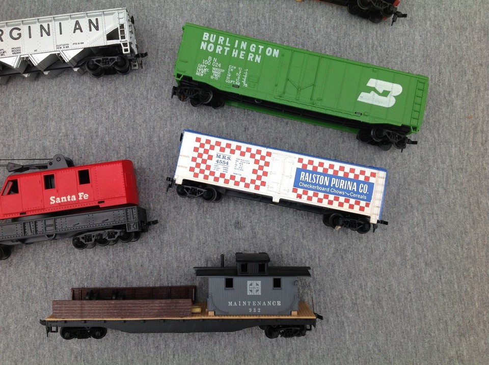 Mixed Lot of 12 Tyco HO Scale Train Cars | eBay