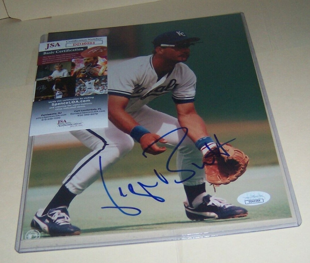 George Brett Autographed Memorabilia | Signed Photo, Jersey ...