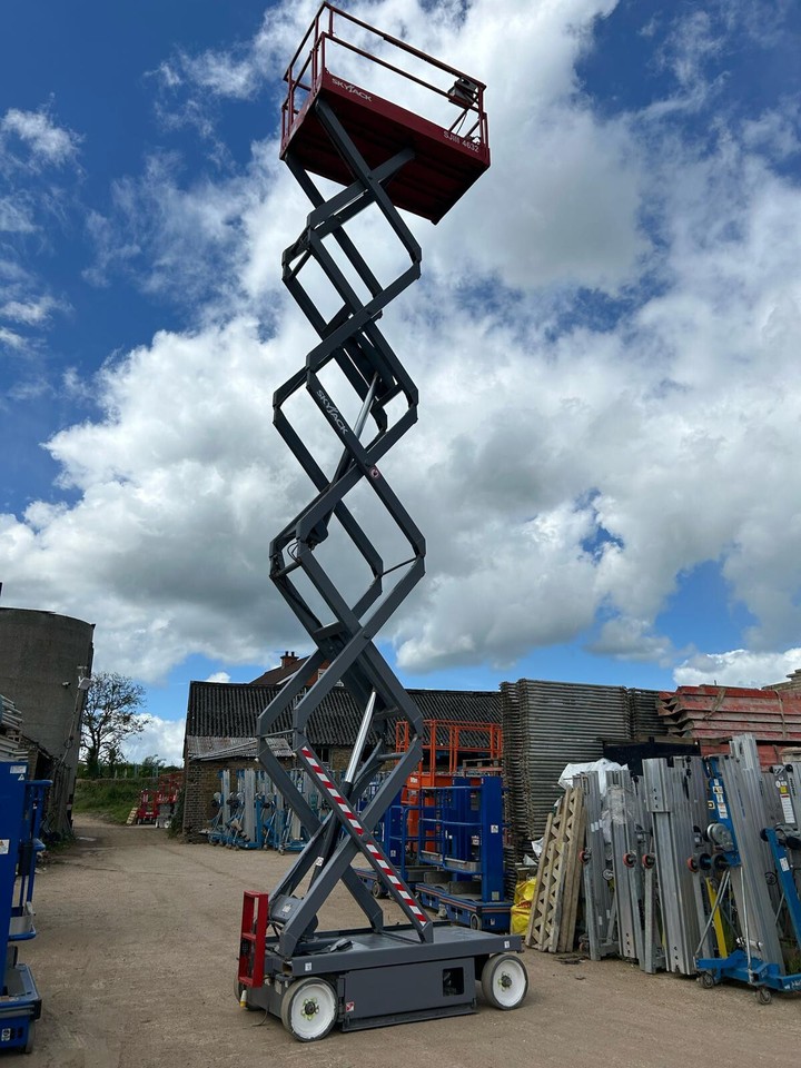 12m Skyjack SJ4632 Scissor Lift Access Platform MEWP (Genie, JLG, JCB ...