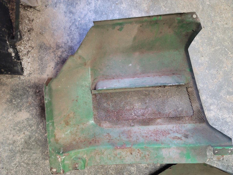 John Deere 200 210 212 214 216 RH Engine Side Shield Cover Panel C | eBay