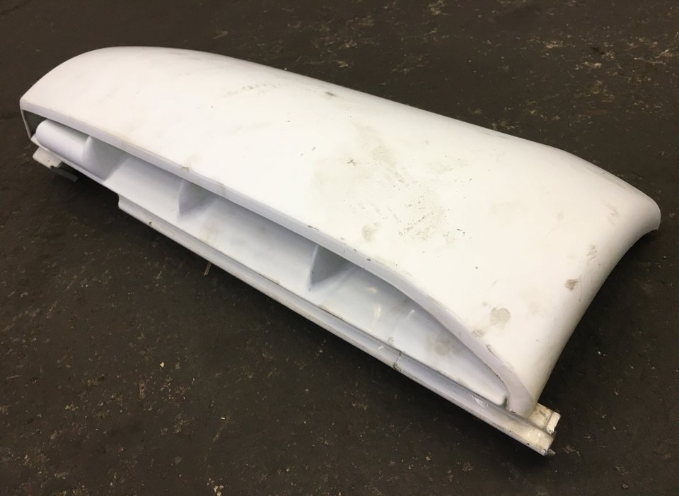 81624100091 81624100089 Cabin Windabweiser, Außen Links Montage MAN TGA ...