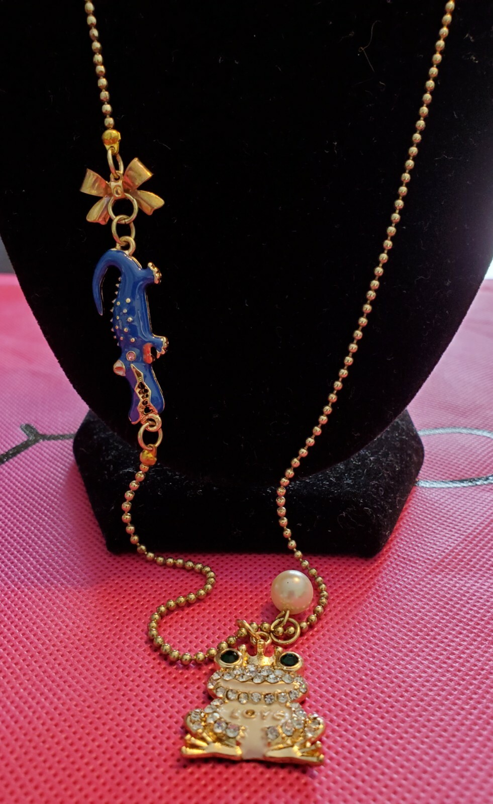Betsey Johnson Necklace Blue Alligator, Toad & Bow | eBay