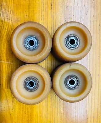 Powell Peralta Cross Bones Wheel set OG vintage 80s skateboarding 90A ...