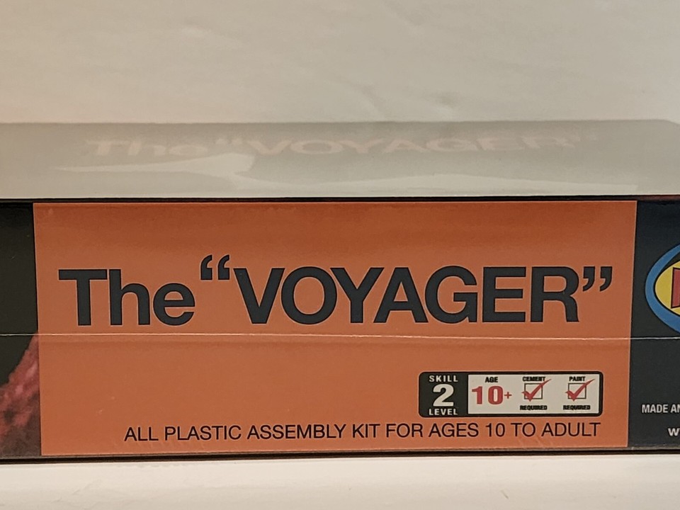 THE VOYAGER MODEL KIT -- by MOEBIUS MODELS - Kit #831 - 2007 | eBay