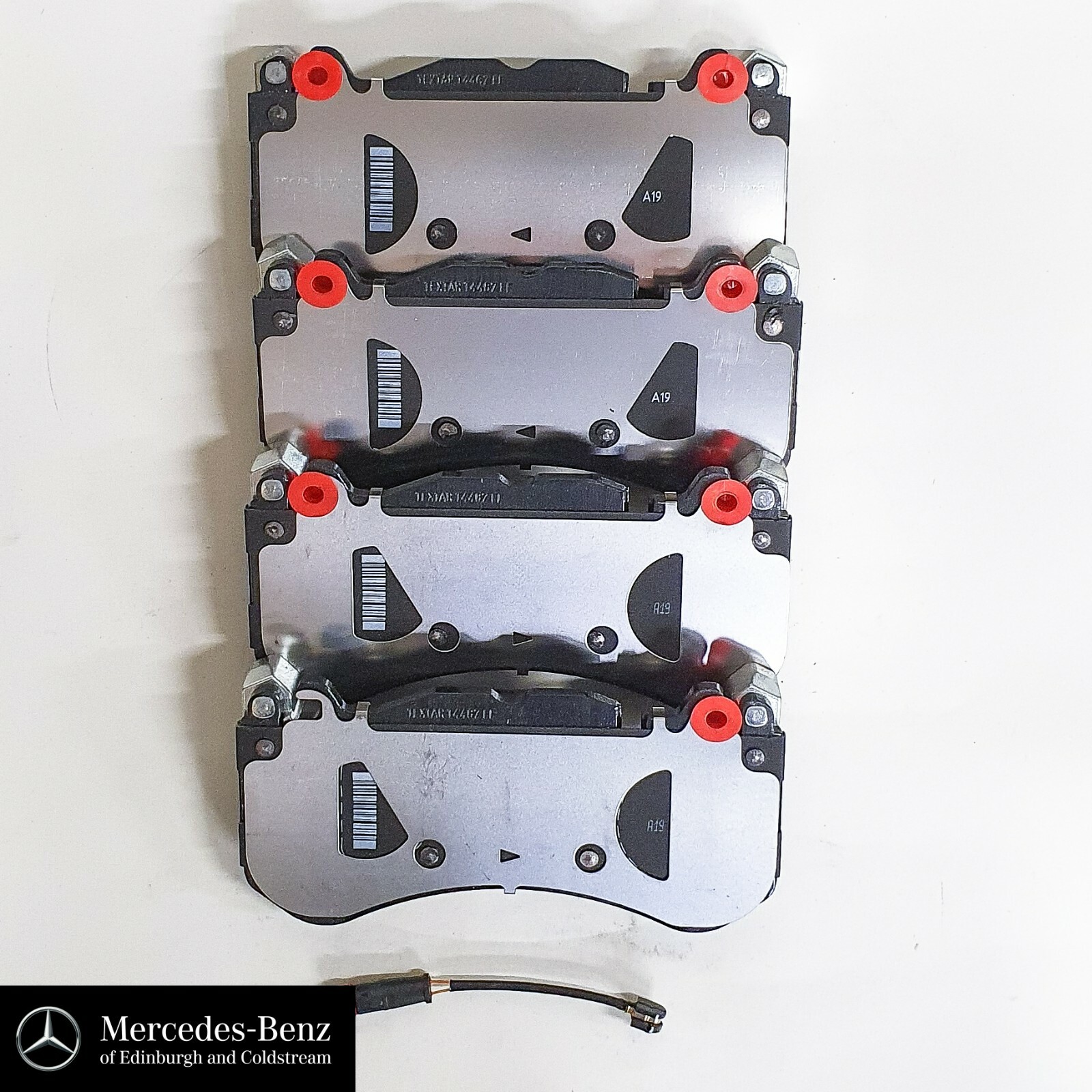 Genuine Mercedes-Benz Front Brake Pads C E CLS GT AMG A0004204400 ...