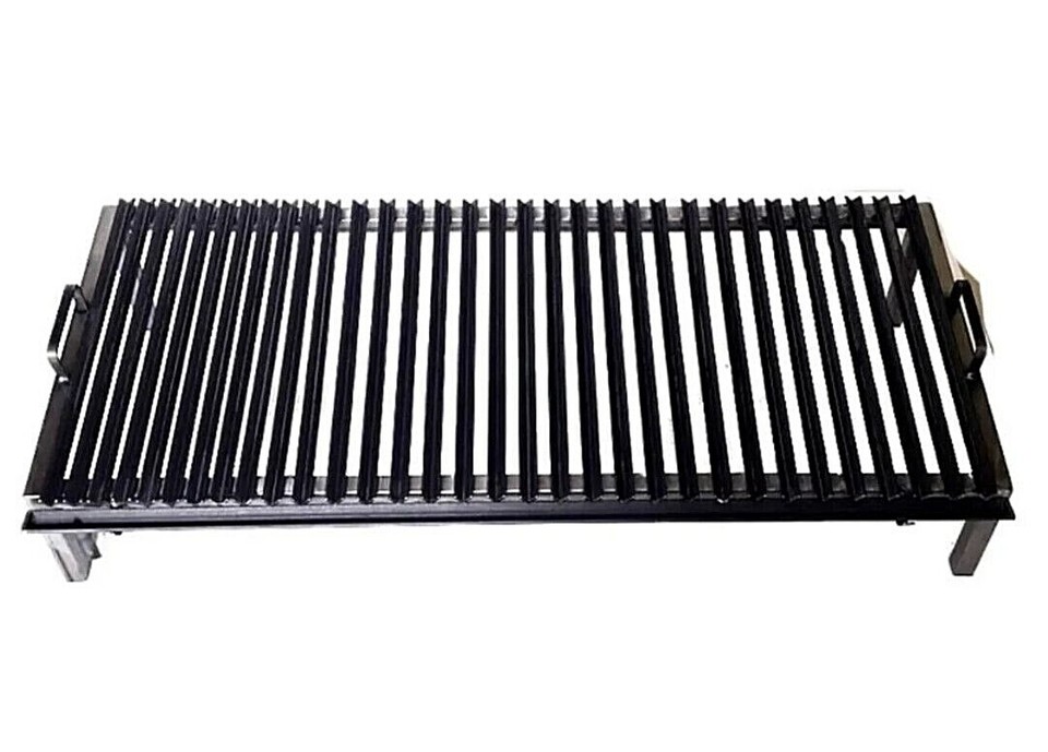 Iron grill with V-shaped angle bars (5/8 x 1/8) | Made with Argentine ...