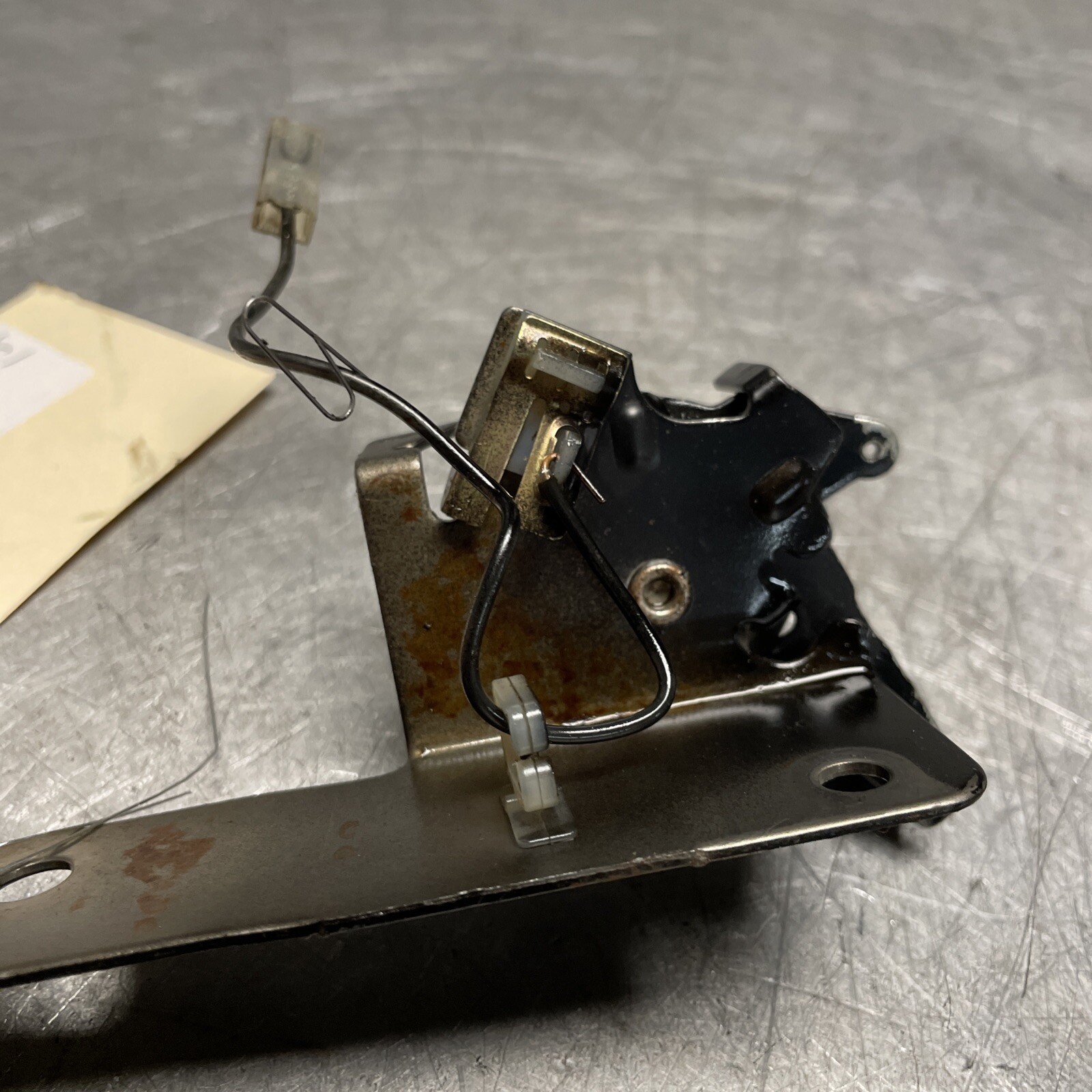 OEM USED 4 HP BRIGGS & STRATTON QUANTUM CONTROL BRACKET 691445 | eBay