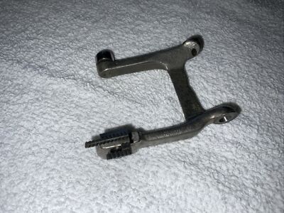 Singer Sewing Machine Model 127, 1919, Feed Dog Yoke, W/Bushing | eBay