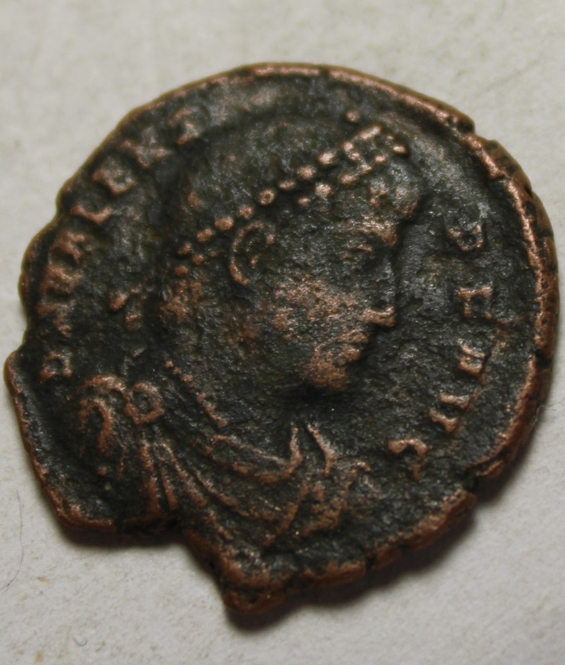 Rare genuine Ancient Roman coin Emperor Valens 365 AD Chi-rho labarum ...