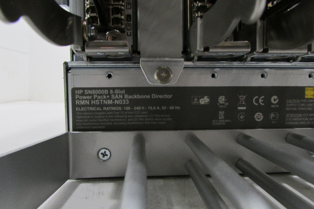 HP QK710A HP-DCX8518-0001 - 8-Slot SN8000B 2x CR16-8, 2x CP8 4x AC, 3x ...