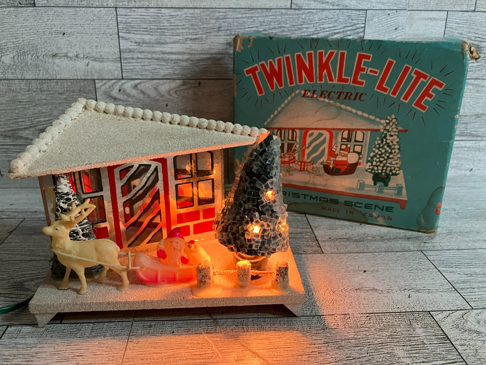 Vintage TWINKLE LITE Electric Christmas Santa Claus and Reindeer Sleigh ...