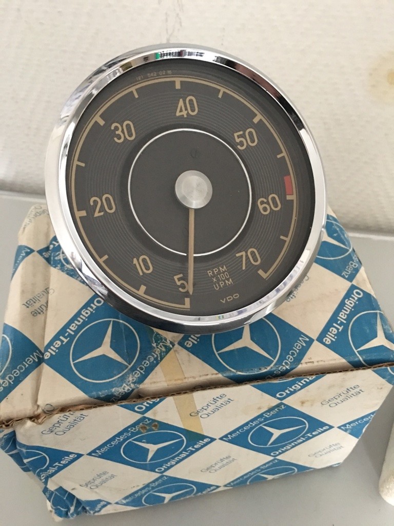 NEW Genuine Mercedes 190SL W121 VDO Speedo Speedometer + Tachometer ...