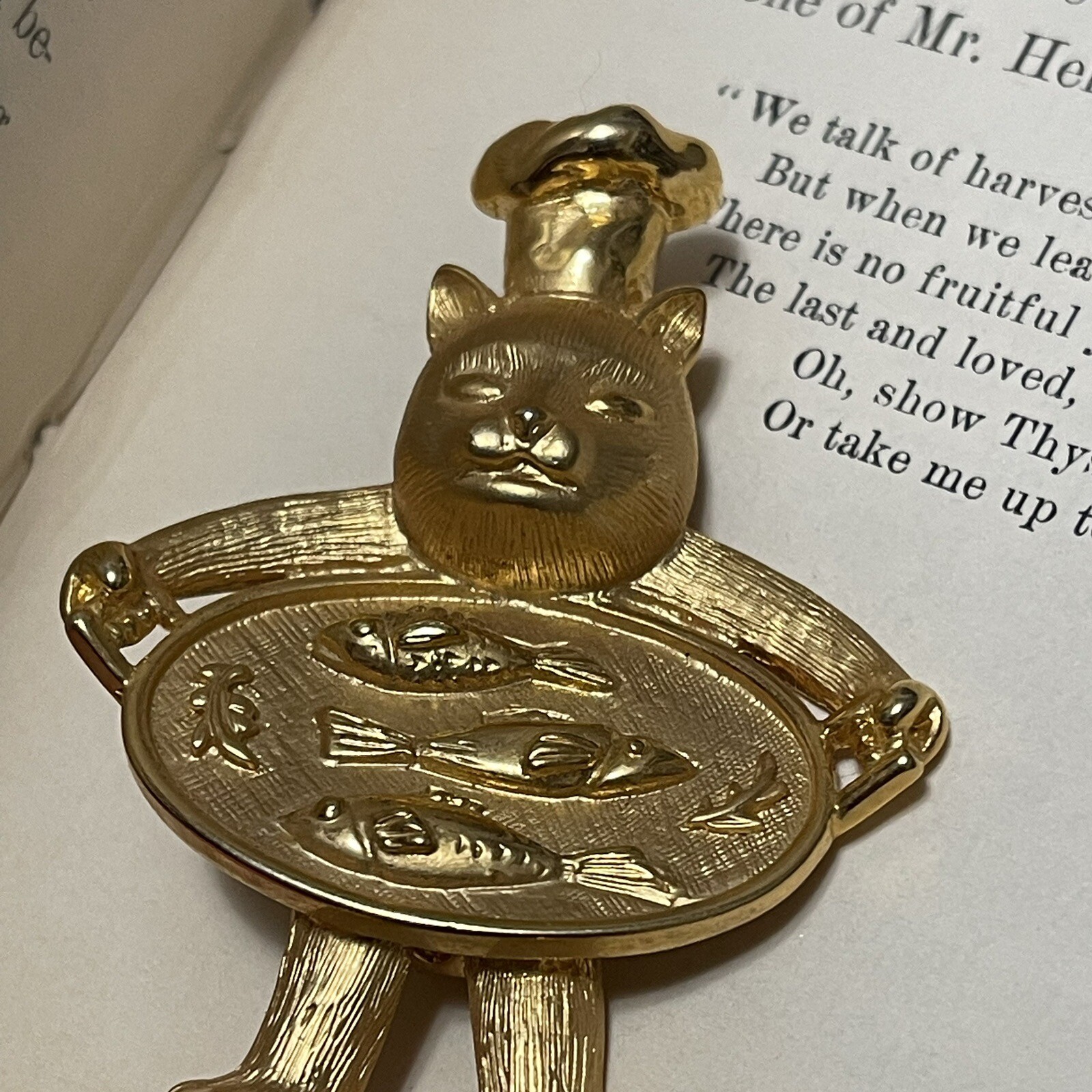 Vintage JJ Cat Chef Fishes On Platter Brooch Pin Gold Tone Whimsical ...