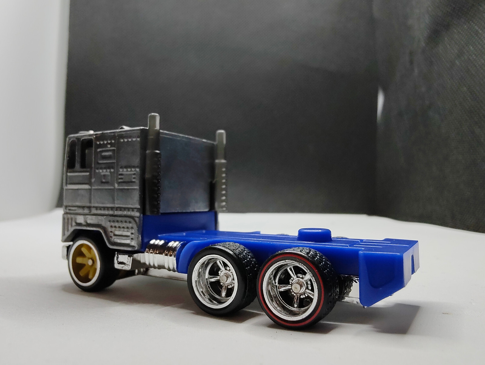 2025 HOT WHEELS PROTOTYPE TEST RUN RAW BODY Transformers Optimus Prime ...