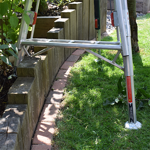 Ex-Demo A16-1 Genuine Henchman 16ft Professional Tripod Ladder | eBay UK