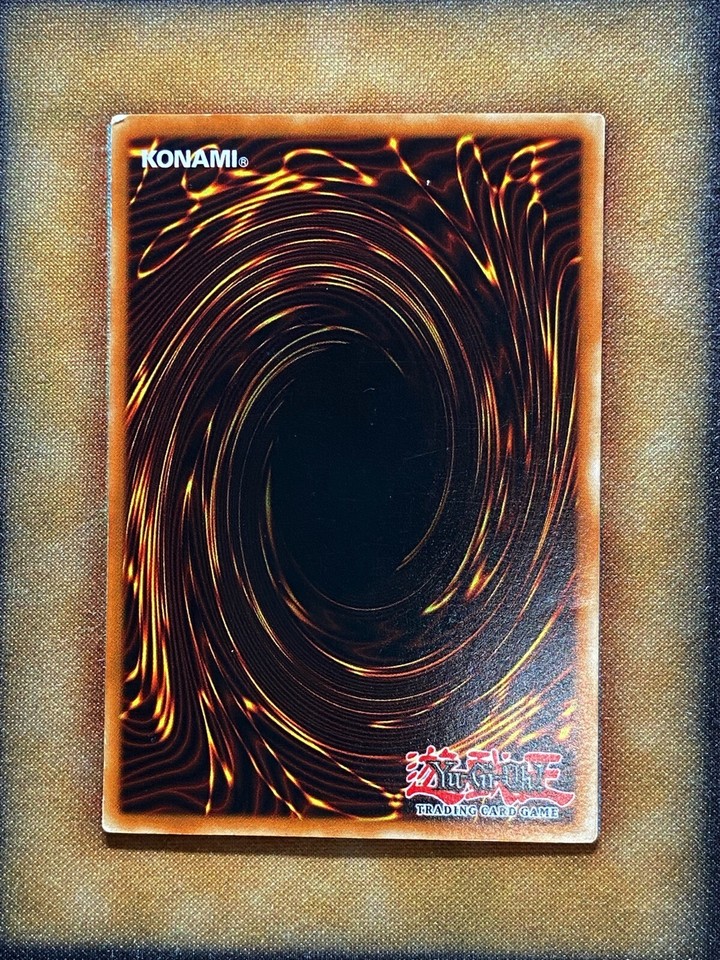 Yugioh Dark Magician DDS-002 Secret Parallel Rare Promo LP | eBay