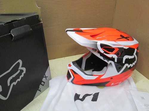FOX RACING V1 HELMET - MOTOCROSS SLED MOTORCYCLE ATV BMX - LARGE leed ...