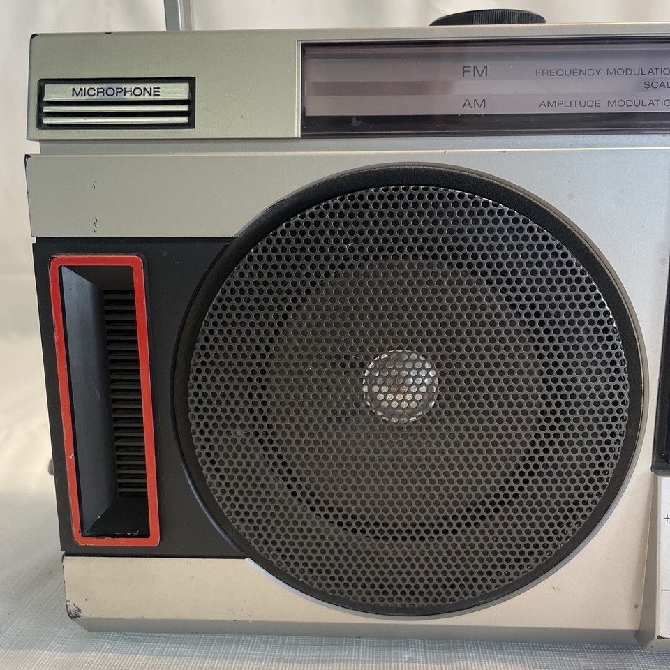 Vintage Sony CFS-350 Radio Cassette Player Recorder - Works With Issues ...