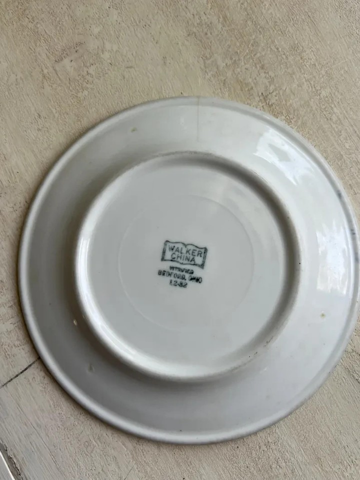 VTG Walker China Restaurant Ware Plate / Blue Urn Scroll Pattern Dish ...