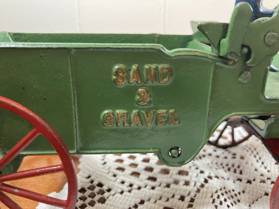 Original Vintage Kenton Cast Iron Toy Sand & Gravel Dump Wagon 2 Horses ...
