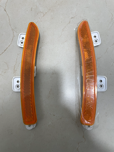 KIA SORENTO FRONT Reflector PAIR 921A1-R5000 921A2R5000 2021 22 23 | eBay